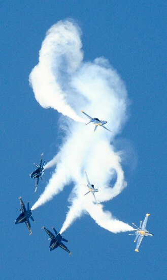 Blue Angels in San Francisco 2018: tips from a local.